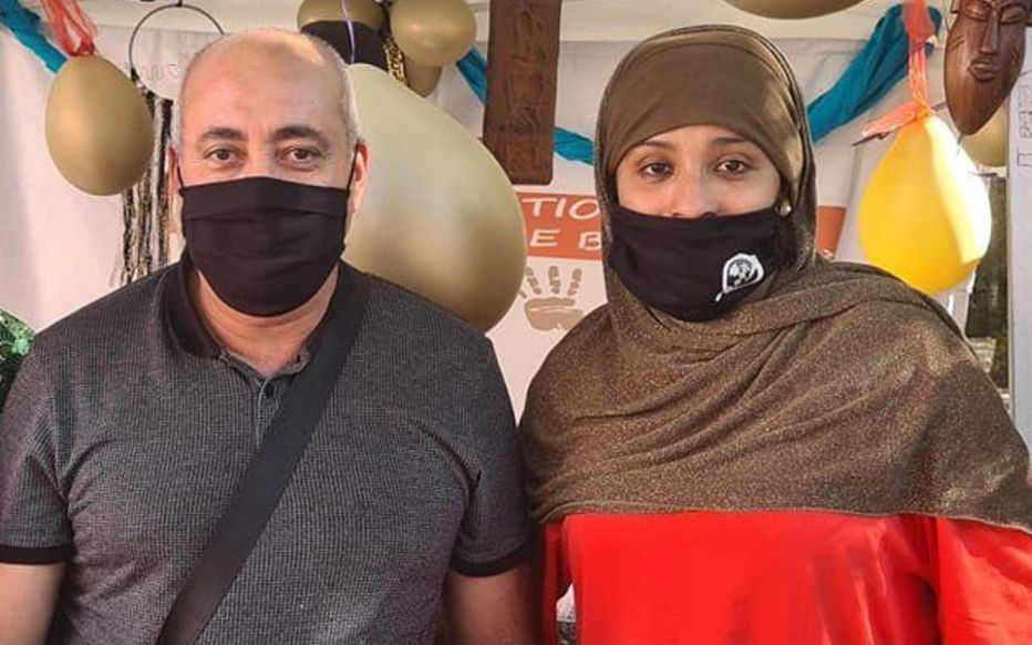 Quand le maire PCF de Bobigny pose avec la compagne d’un membre du Gang ...