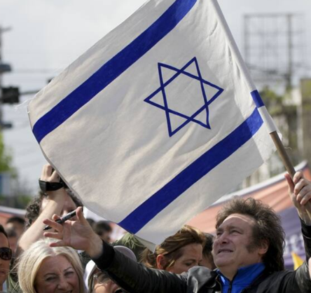 Qui est Javier Milei, le nouveau président juif de l’Argentine ? – LDJ